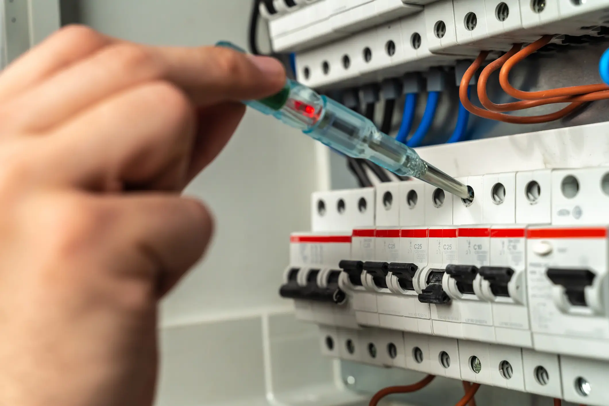 Circuit Breaker Installation/Replacement Services | Vancouver, WA